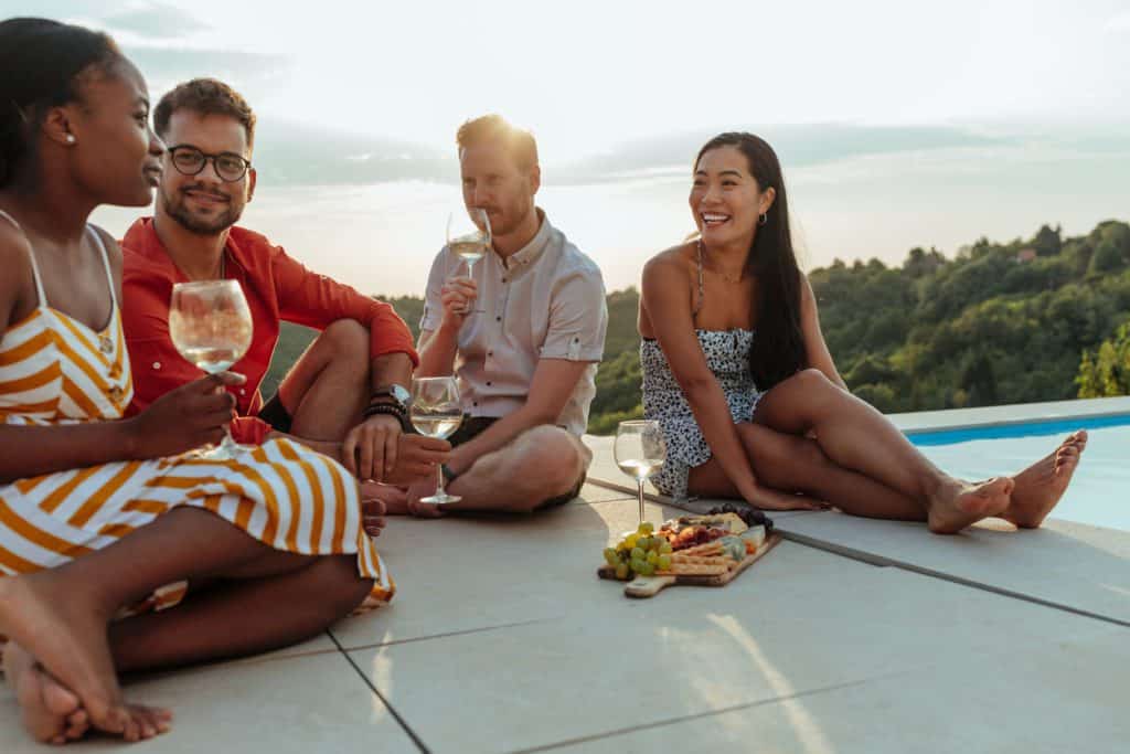 5 Paso Pool Party Wines - Paso Robles Wineries